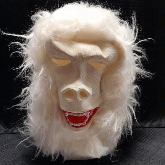 Holiday | Vintage White Monkey Planet Of The Apes Style Mask New Old ...